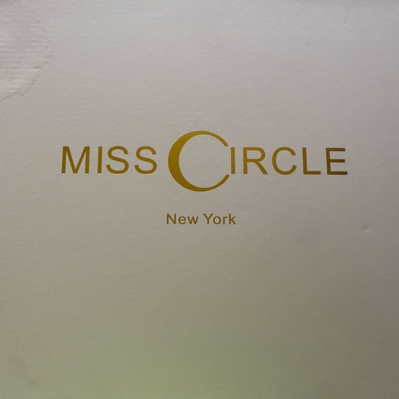 Miss Circle | Dresses | Miss Circle Irisa Gold Draping Off Shoulder ...